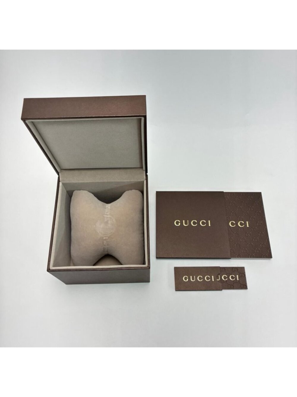 Gucci | Accessories | Gucci Circle 5 Silver Quartz Watch | Poshmark